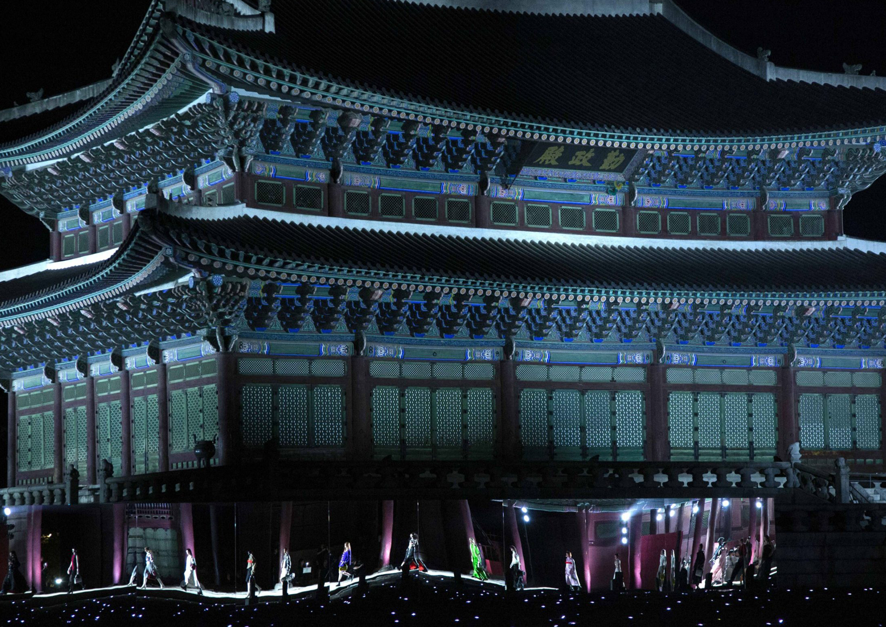 USP LOVES: ISSUE 6 | USP Edit